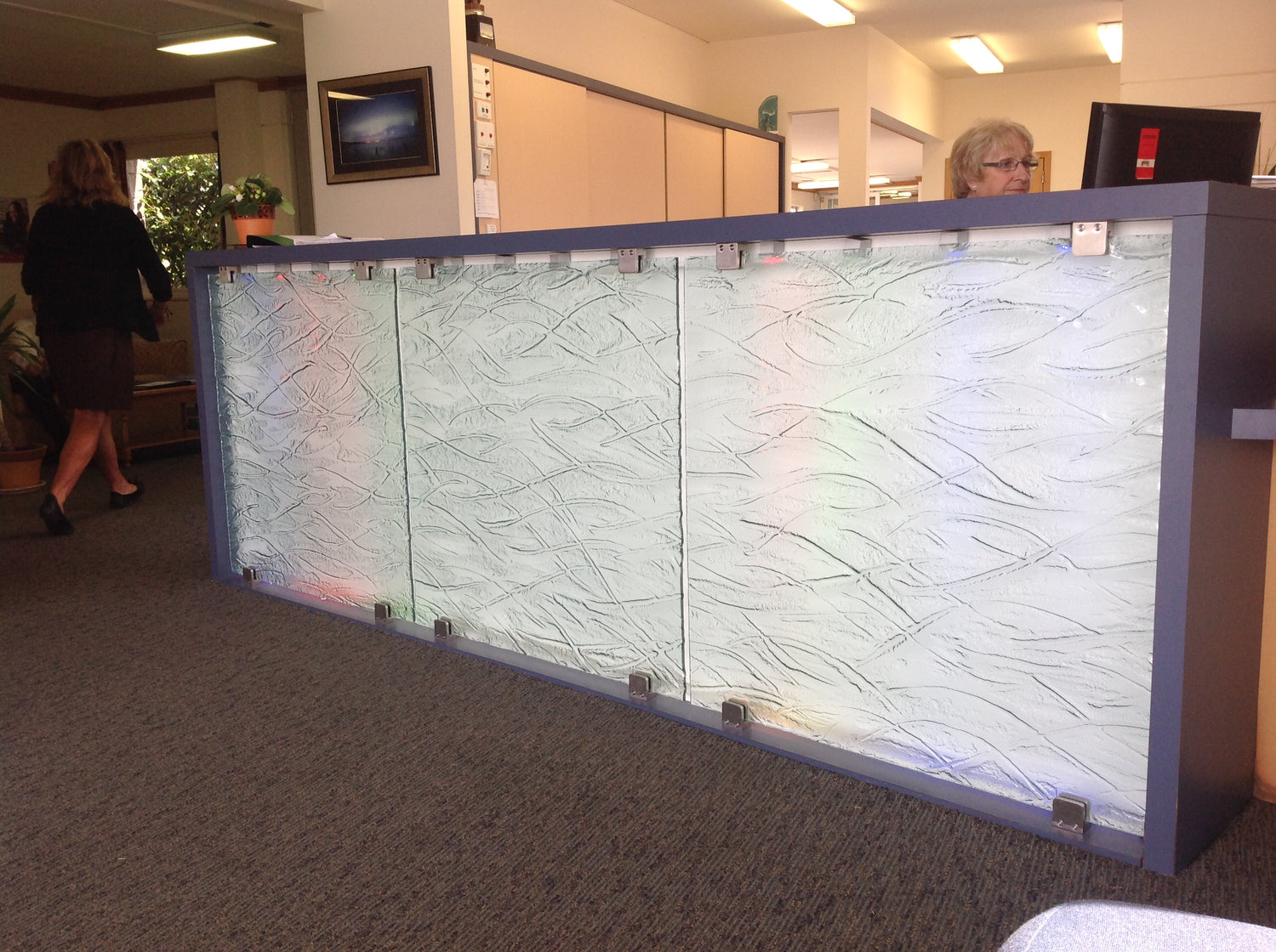 Escape Glass - Slumped Textured Glass Splashbacks, showers, art & more